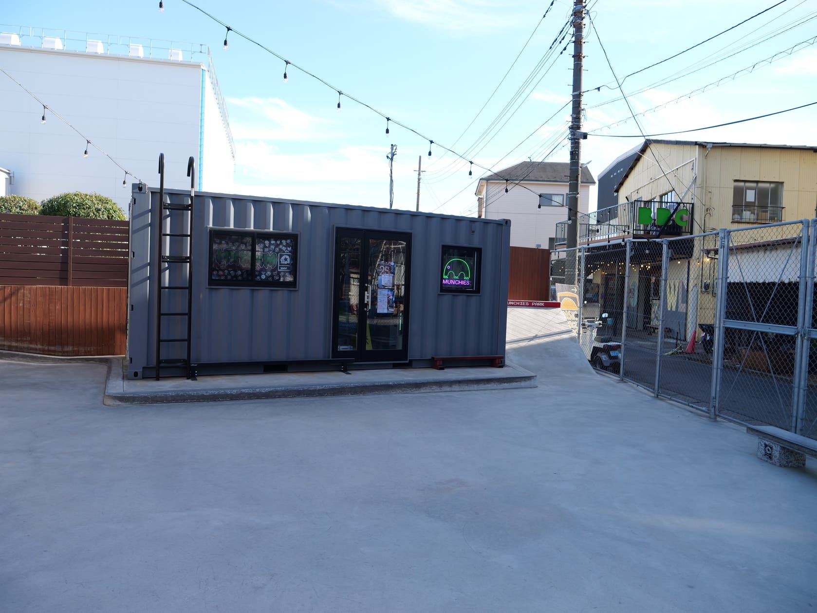 埼玉県川口市のスケートパーク/ 音出しOK/ イベントスペース/ 撮影スタジオ/ 駐車場完備の写真6