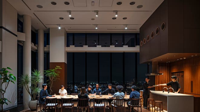 【横浜駅直結】58㎡/地上42階から横浜を一望できる・天高最長5.11mで開放的な雰囲気のホールです。の写真10