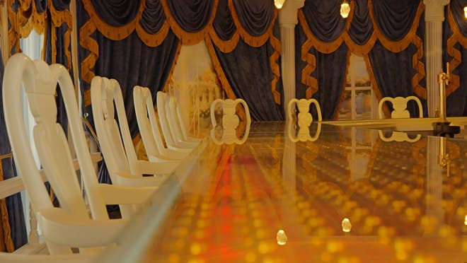 オリオン通り至近の175㎡路面店まるごと貸✨クラシカルな宮殿×姫系空間💕自然光🌅ピアノ🎹パーティー🍷プロジェクター📹の写真6