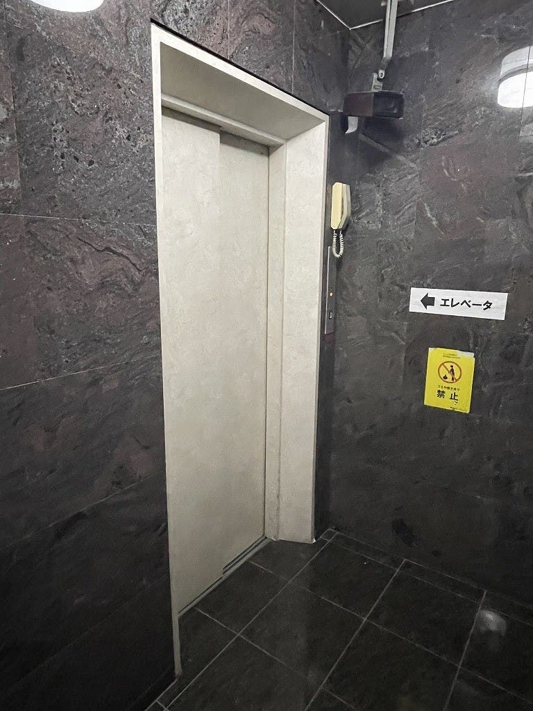 【Aスタジオ】＜激安！＞【新宿駅6番出口徒歩1分】激しいダンス・大声は禁止‼︎ヨガ・ピラティス・会議室等に！の写真15