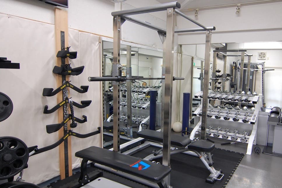 レンタルジムYKLAND　無料駐車場完備の写真4