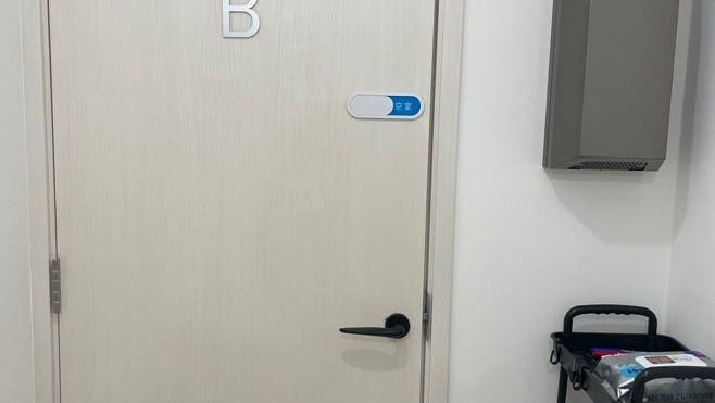 【Bスタジオ】<激安!>【新宿駅6番出口徒歩1分】激しいダンス・大声は禁止‼︎ヨガ・ピラティス・貸事務所等に!防音スタジオです。の写真7