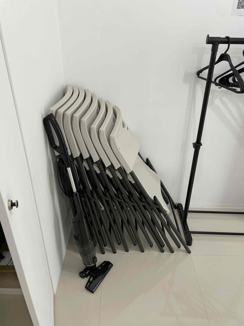 【Bスタジオ】＜激安！＞【新宿駅6番出口徒歩1分】激しいダンス・大声は禁止‼︎ヨガ・ピラティス・貸事務所等に！防音スタジオです。の写真11