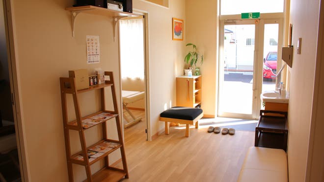 甲斐市レンタルサロン(整体、エステ、個別面談など)の写真2