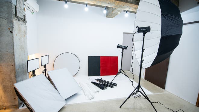 長野駅徒歩6分!中央通りの街中レンタル撮影スタジオの写真1