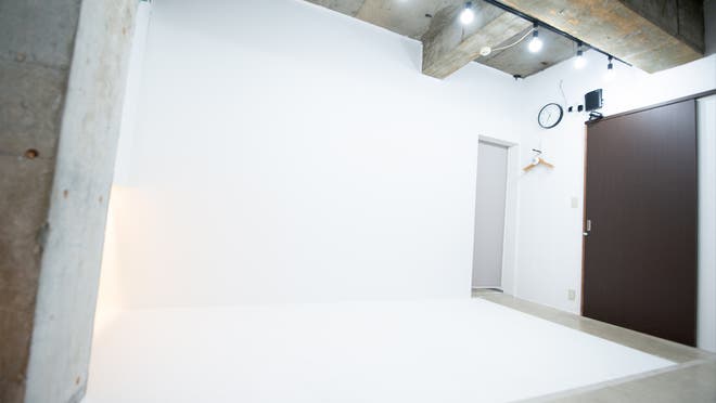 長野駅徒歩6分!中央通りの街中レンタル撮影スタジオの写真4