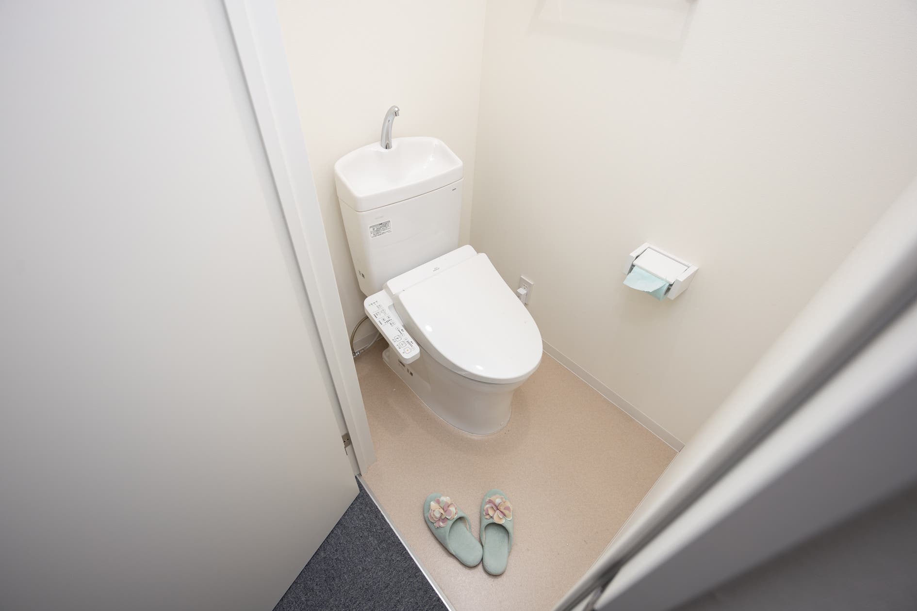 【🎊オープンSALL🎊】設備全て無料🌸豊島区役所すぐ✨パーティ・会議・ママ会🍷映え照明・プロジェクターあり！池袋駅徒歩6分♪の写真21