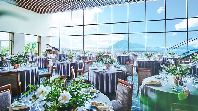 【アマンダンカルム】メインダイニングの写真1