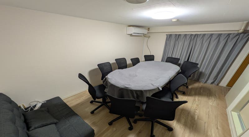 2号店✨️なんばE7出口徒歩6分🚶‍♂️最大11名収容👬ポーカールーム♠︎Wi-Fi📶