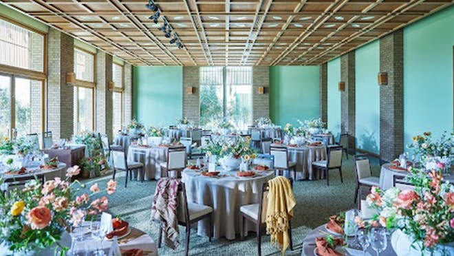 【アマンダンテラス】メインダイニングの写真1