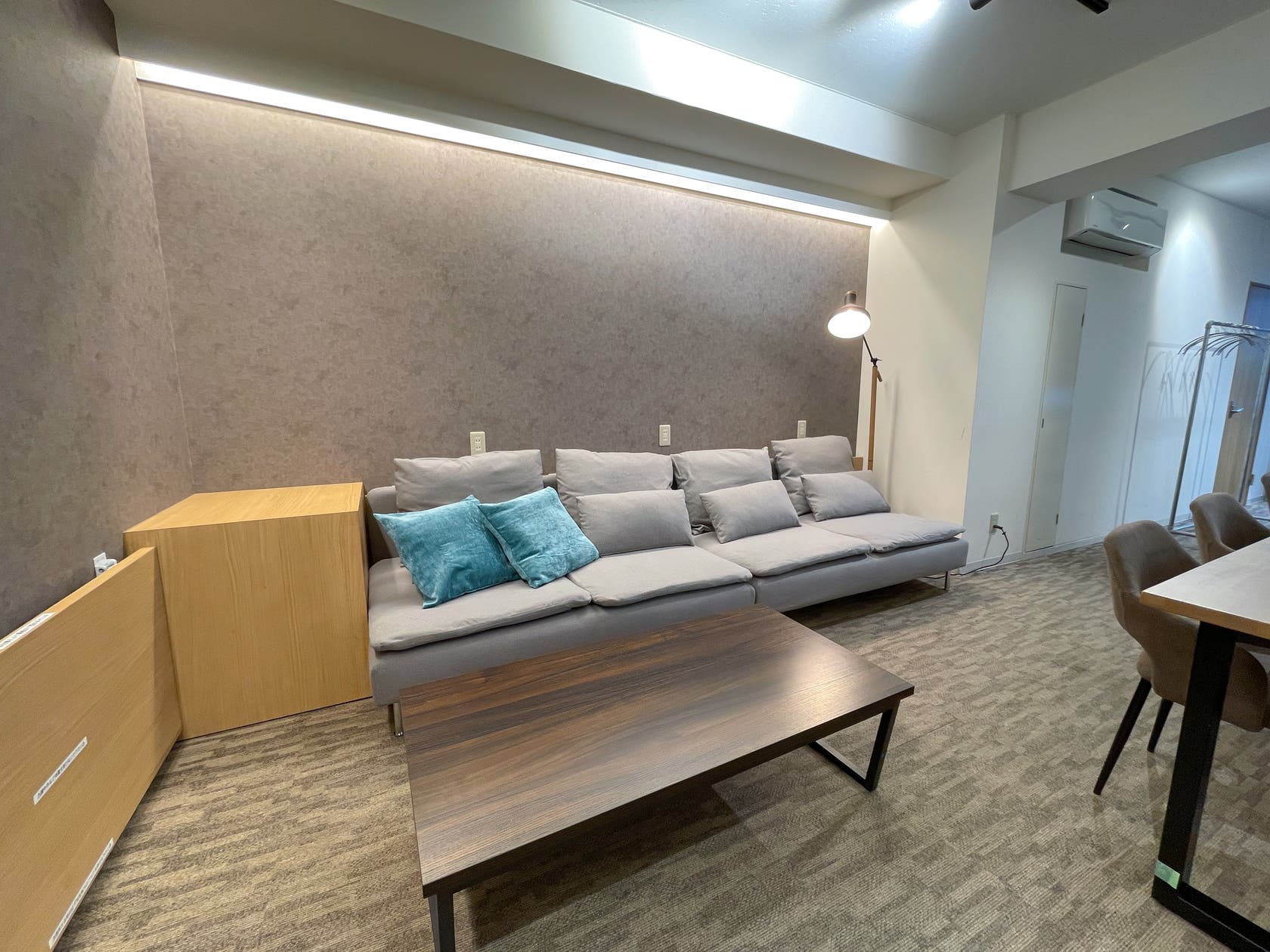 渋谷駅徒歩30秒｜21名個室｜ミーティング｜セミナー｜商談｜ボードゲーム｜推し会｜パーティー｜当日予約歓迎の写真11