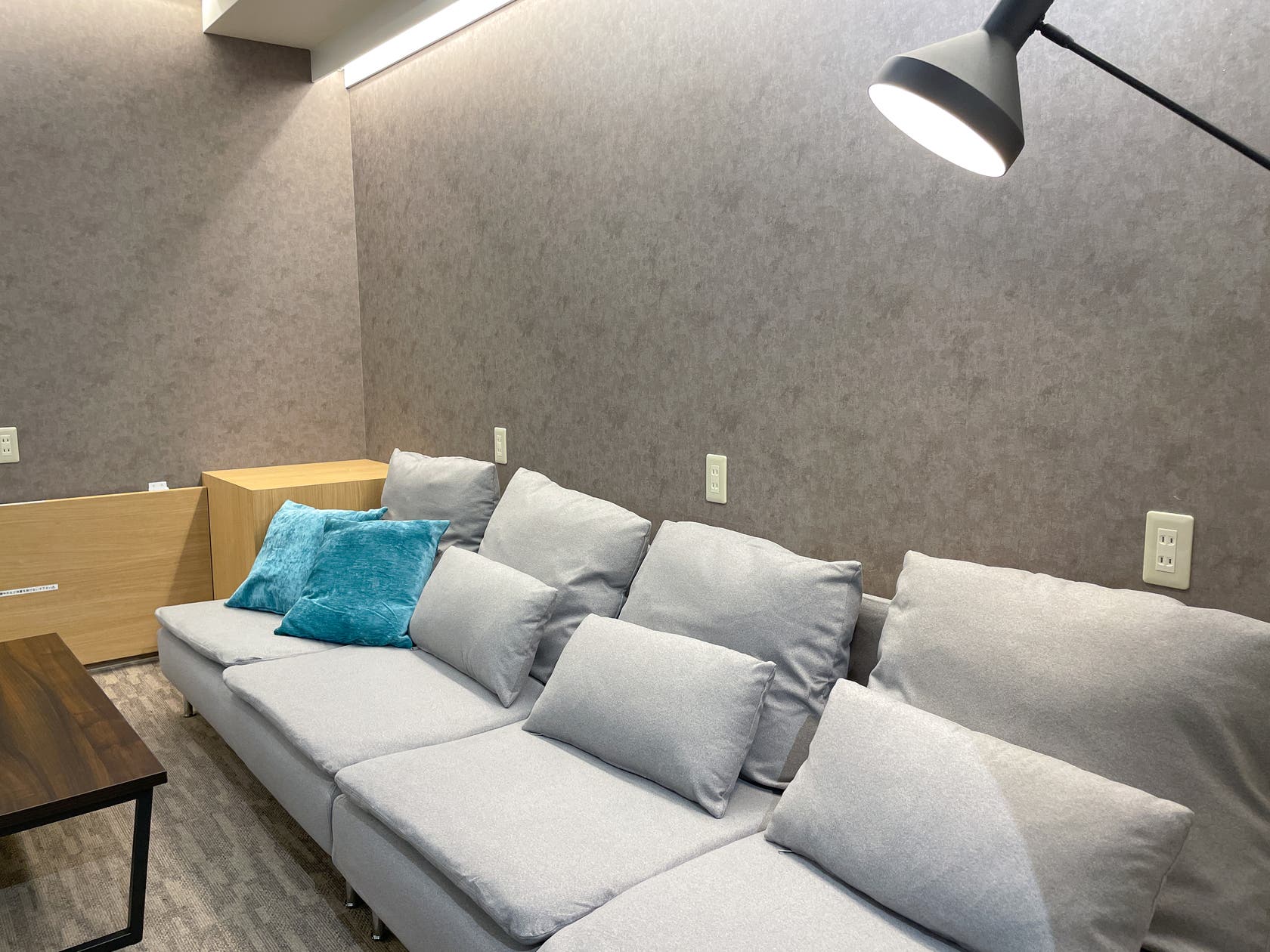 渋谷駅徒歩30秒｜21名個室｜ミーティング｜セミナー｜商談｜ボードゲーム｜推し会｜パーティー｜当日予約歓迎の写真13