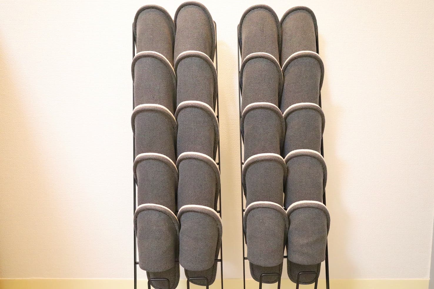 【鶴見駅1分】横浜鶴見ワイズスクエア  完全個室(16名) 駅そば/安価/綺麗/窓有/EV有/Wifi/モニタの写真10