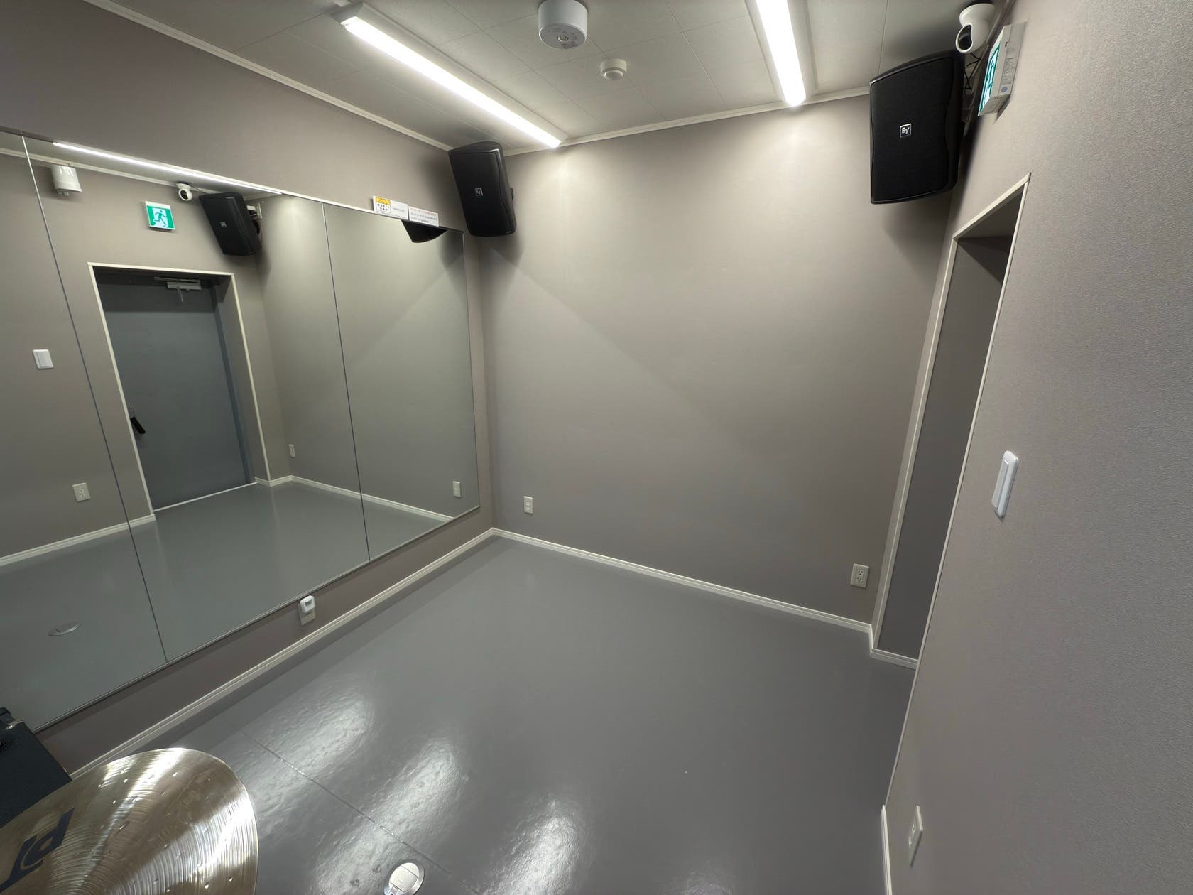 ちょっとした音楽スタジオ５F 駅から徒歩3分（階段5F)の写真6