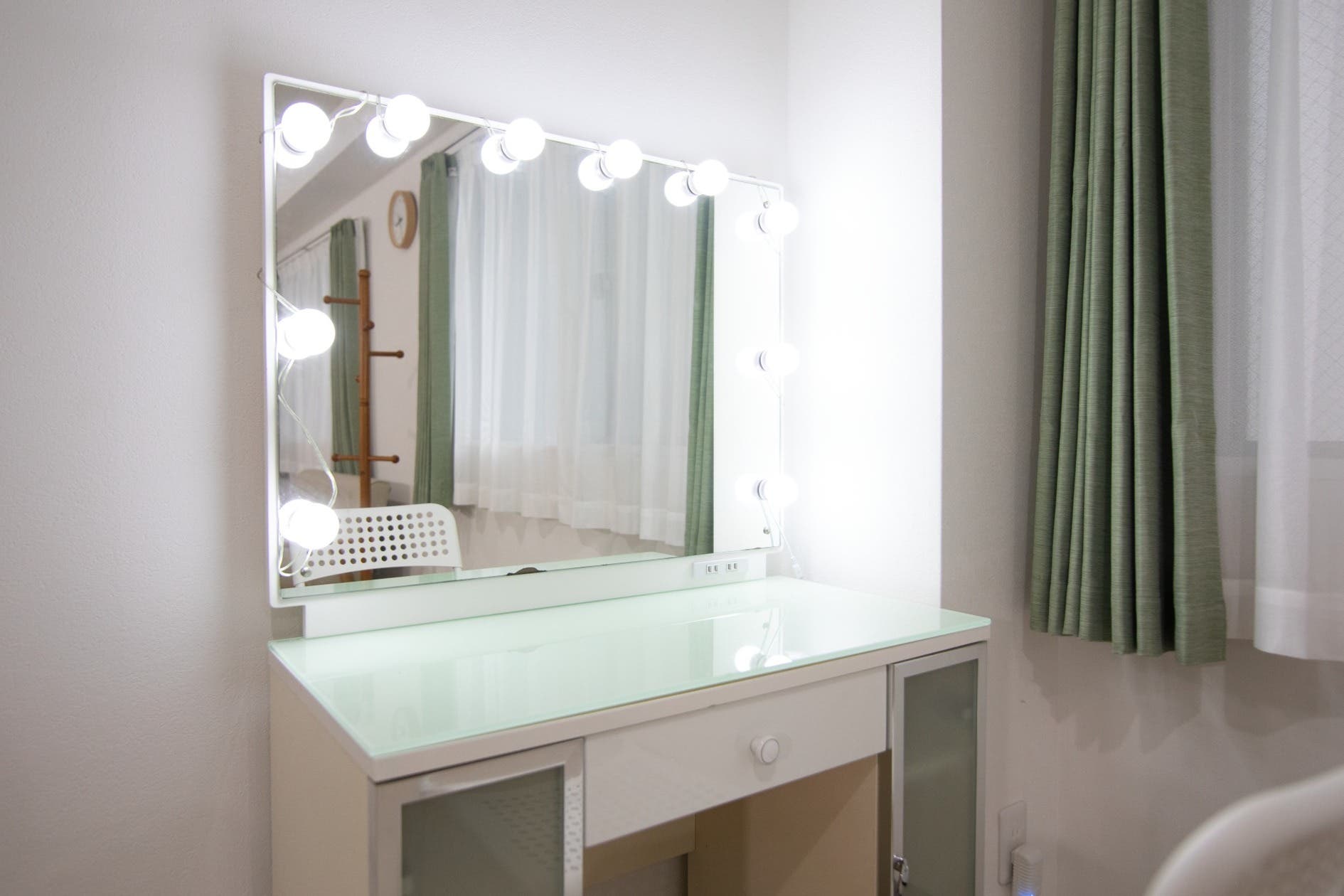 地下室とハウススタジオを併設した撮影スタジオ　撮影・編集の代行も可能　機材・衣装・小道具完備の写真14