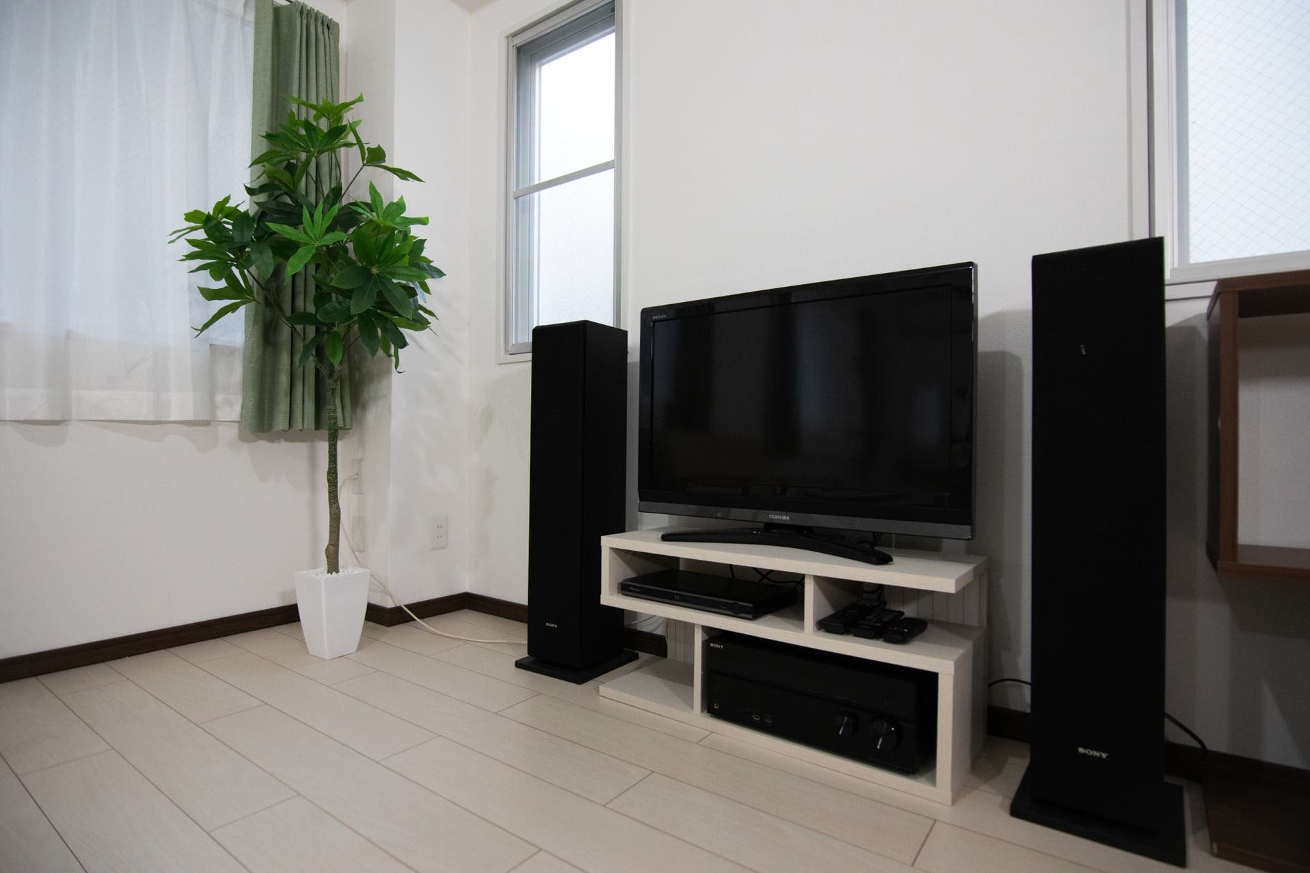 地下室とハウススタジオを併設した撮影スタジオ　撮影・編集の代行も可能　機材・衣装・小道具完備の写真15