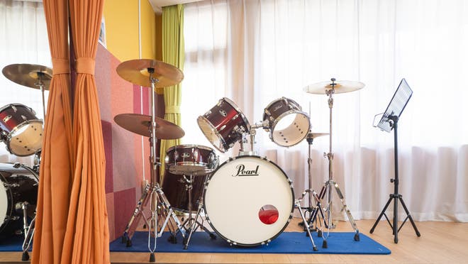 小田急相模原駅5分 ドラムが叩ける音楽スタジオ 楽器演奏・声楽可能 24時間楽器演奏の写真1