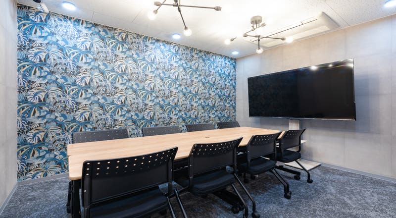 MEETING ROOM 8A【UENO2nd】💺おしゃれな会議室8名席🌟75型モニター📺WEB会議🎤Wi-Fi有🛜 