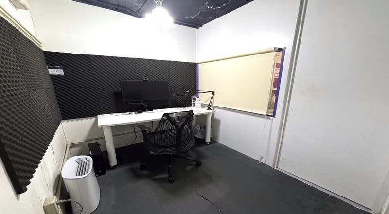 【防音の個室、オンライン会議に最適】KSA Works フォンブース