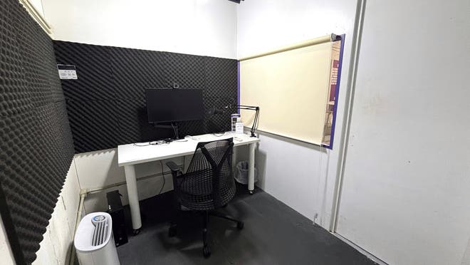 【防音の個室、オンライン会議・配信に最適】KSA Works フォンブースの写真1