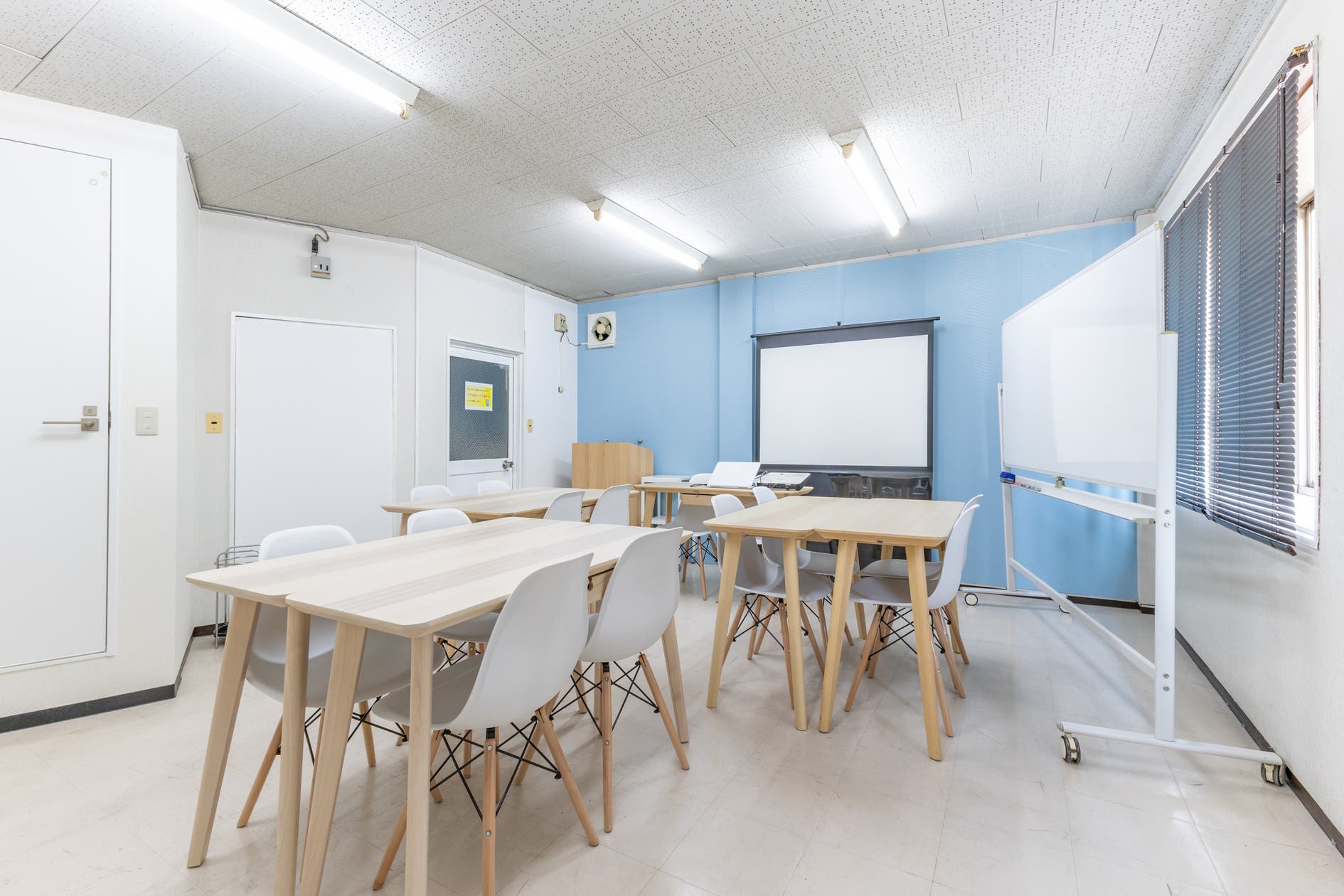 ＜MG4＞大阪駅から2駅！ 駅チカ！会議、ボドゲetc OK！ ホワイトボード/プロジェクター/Wi-Fi完備！の写真10