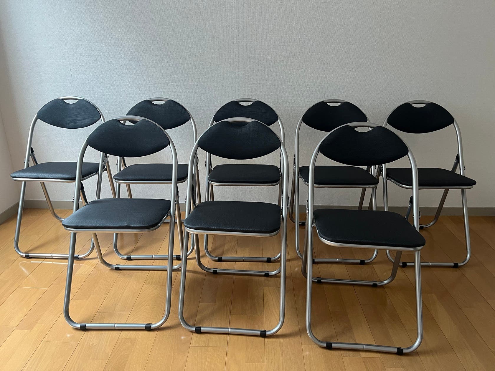 薬院駅最寄りの貸し会議室【会議、面接等に便利】ホワイトボード・施術ベッドの写真11