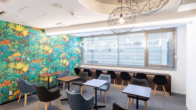 オープン席💺【UENO 2nd】上野駅徒歩1分 コワーキングラウンジ 🌟電源⚡Wi-Fi🛜 リモートワーク/勉強/作業の写真1