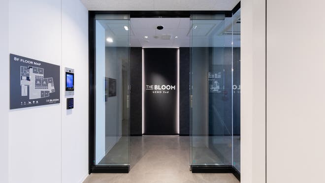 MEETING ROOM 8B【UENO 2nd】💺おしゃれな会議室8名席🌟75型モニター📺WEB会議🎤Wi-Fi有🛜 の写真2