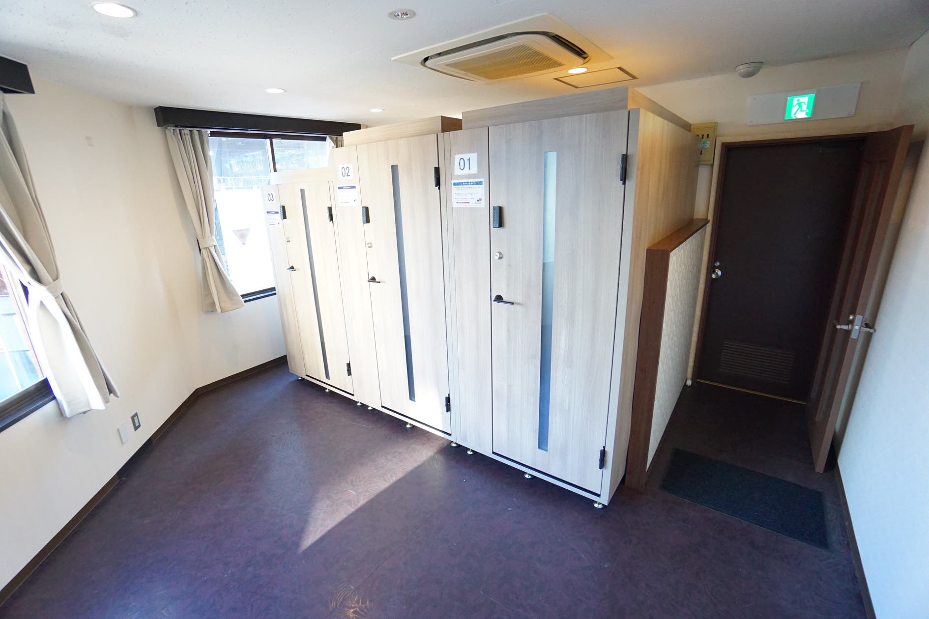 ＜ヒトリボックス 新横浜駅前No.1＞横アリ近く✨光Wi-Fi📶ナノイー発生機✨モニター🖥テレワーク/ZOOM/着替え/メイクの写真7