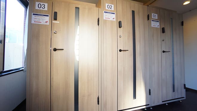 <ヒトリボックス 新横浜駅前No.1>横アリ近く✨光Wi-Fi📶ナノイー発生機✨モニター🖥テレワーク/ZOOM/着替え/メイクの写真9