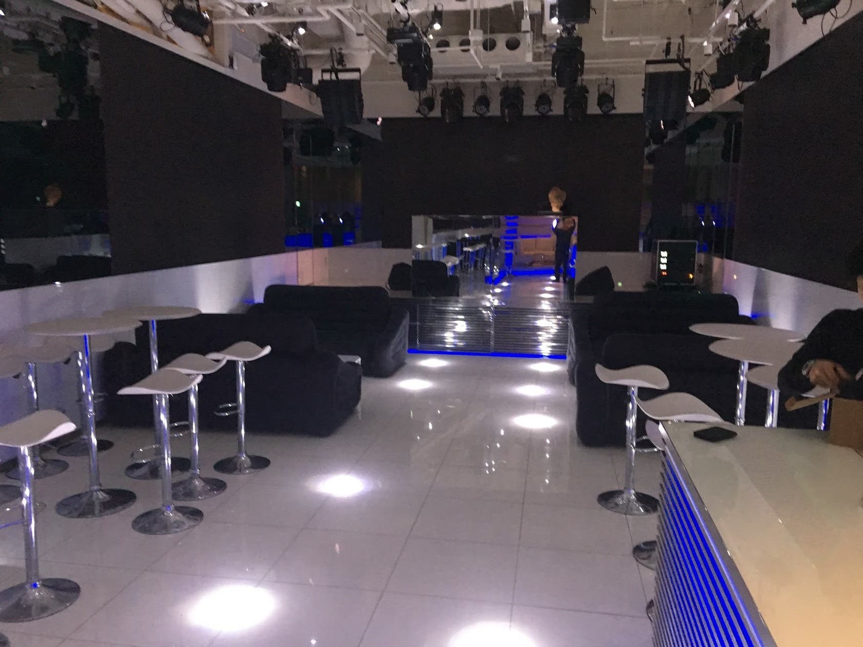 【渋谷駅 徒歩3分】高精細200インチLEDディスプレイ3面 最大200名収容イベントスペース！設備充実◎の写真10