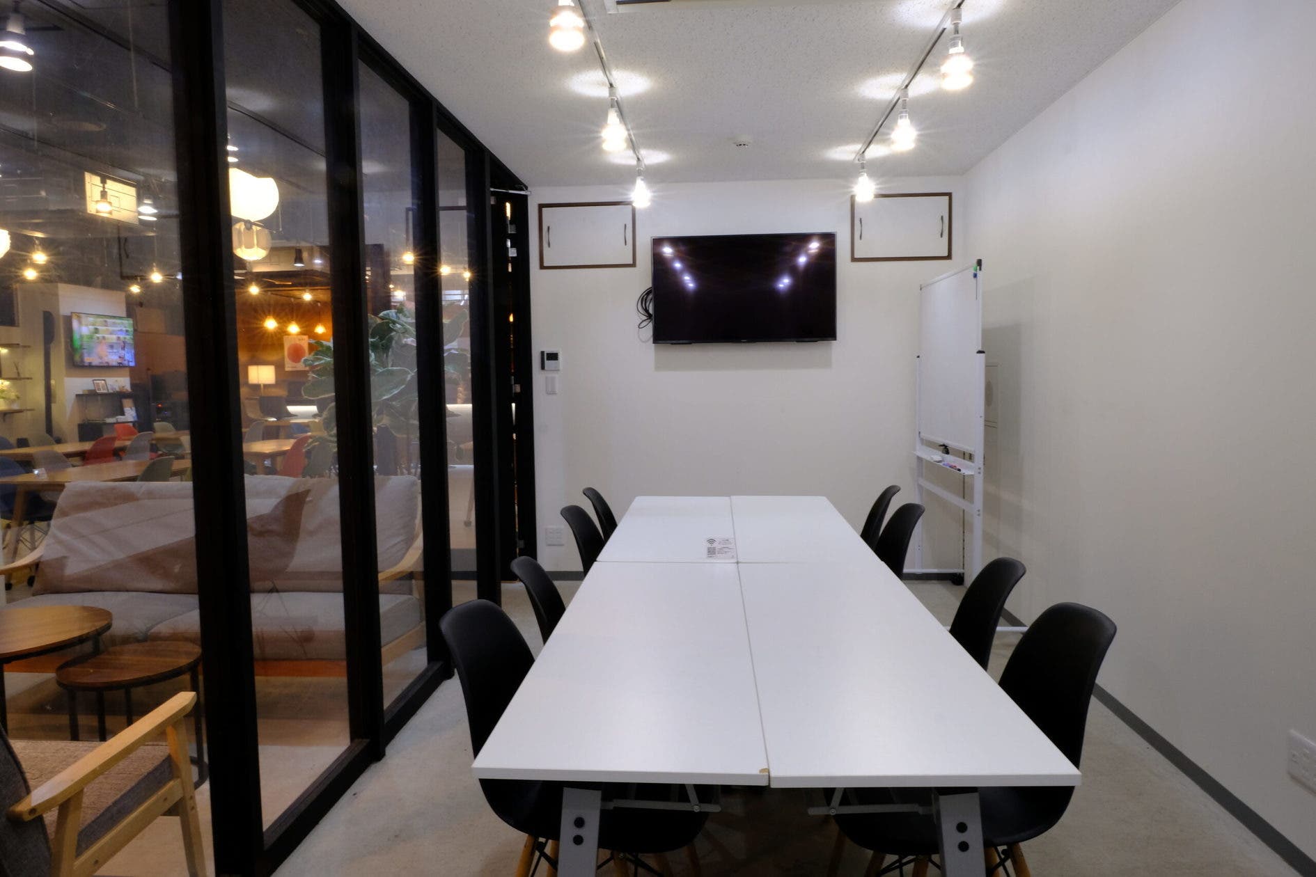 四ツ谷駅から徒歩3分！キッチンと撮影ルーム完備のイベントスペースの写真14