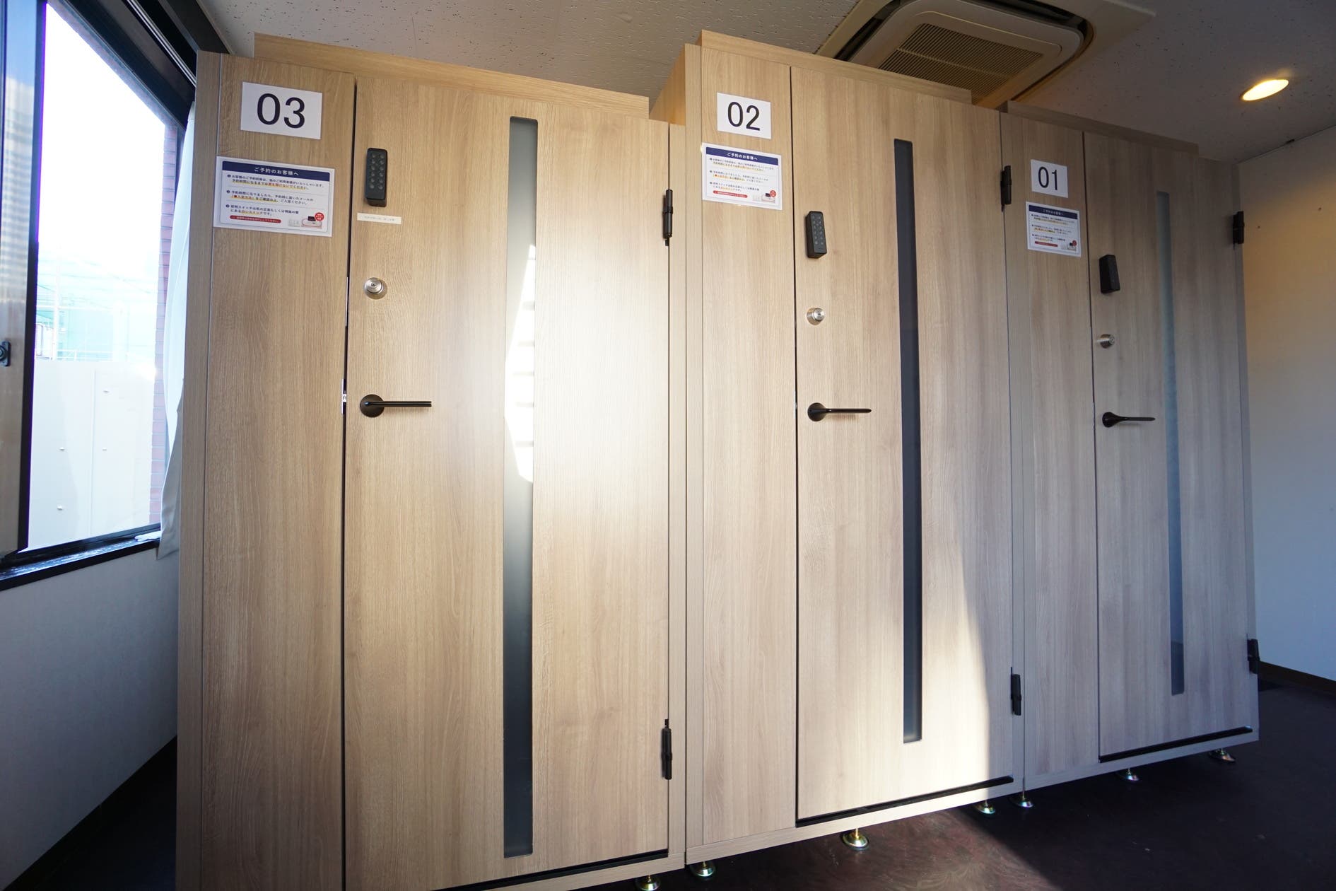 ＜ヒトリボックス 新横浜駅前No.3＞横アリ近く✨光Wi-Fi📶ナノイー発生機✨モニター🖥テレワーク/ZOOM/着替え/メイクの写真10