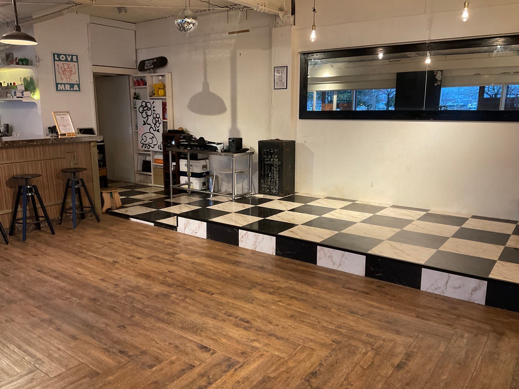 BARカウンターとフリースペースまるまる貸切プラン⚓️福岡市中央区港の写真8