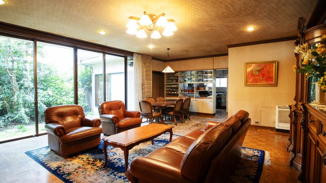 【浜田山戸建て】レンガ造りのエントランスが特徴的な中庭付きの戸建て!の写真1