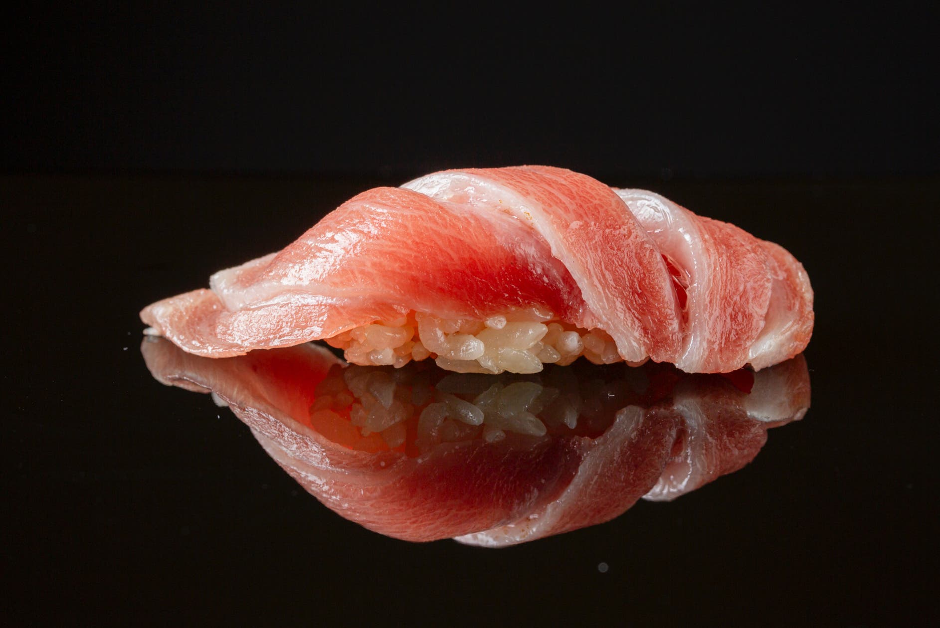 2024年ベストホスト賞🏆受賞記念特別価格🉐銀座の高級隠れ家すしを貸切‼️バーとしても🍸の写真6