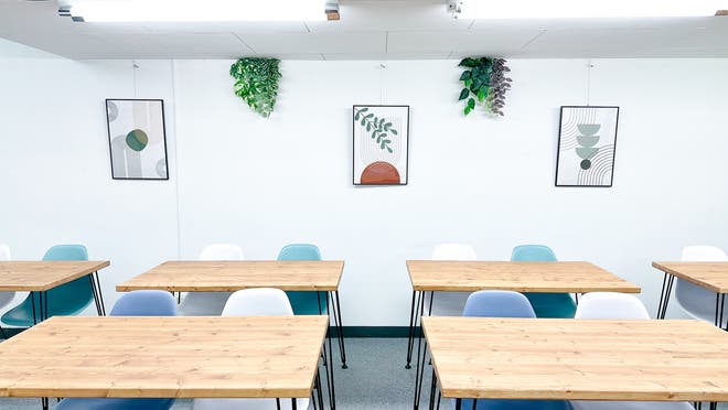 <紙屋町ミーティングポイント>🌟期間限定SALE🌟紙屋町西電停徒歩1分🚃Wi-Fi📶プロジェクター🎥会議/セミナー/研修/ボドゲの写真7