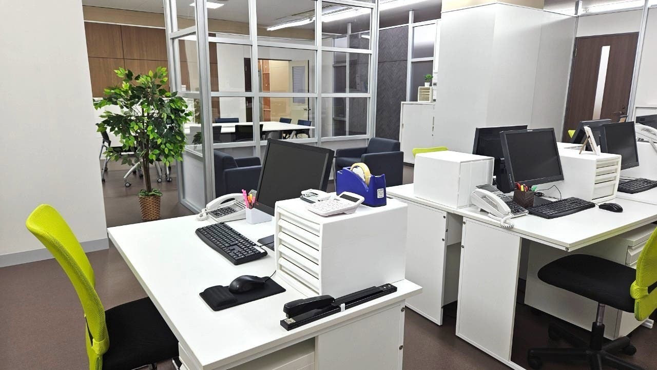 様々なシチュエーションが1フロアで撮れるマルチスタジオです！！の写真2