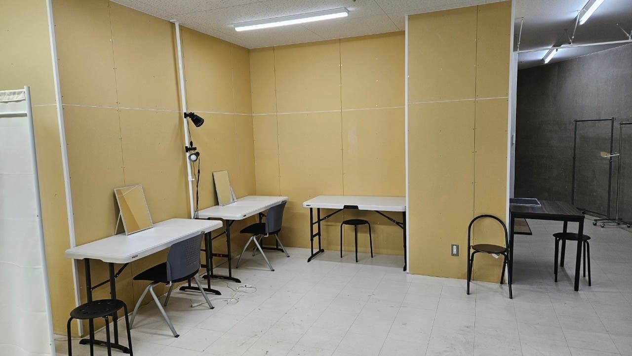様々なシチュエーションが1フロアで撮れるマルチスタジオです！！の写真16