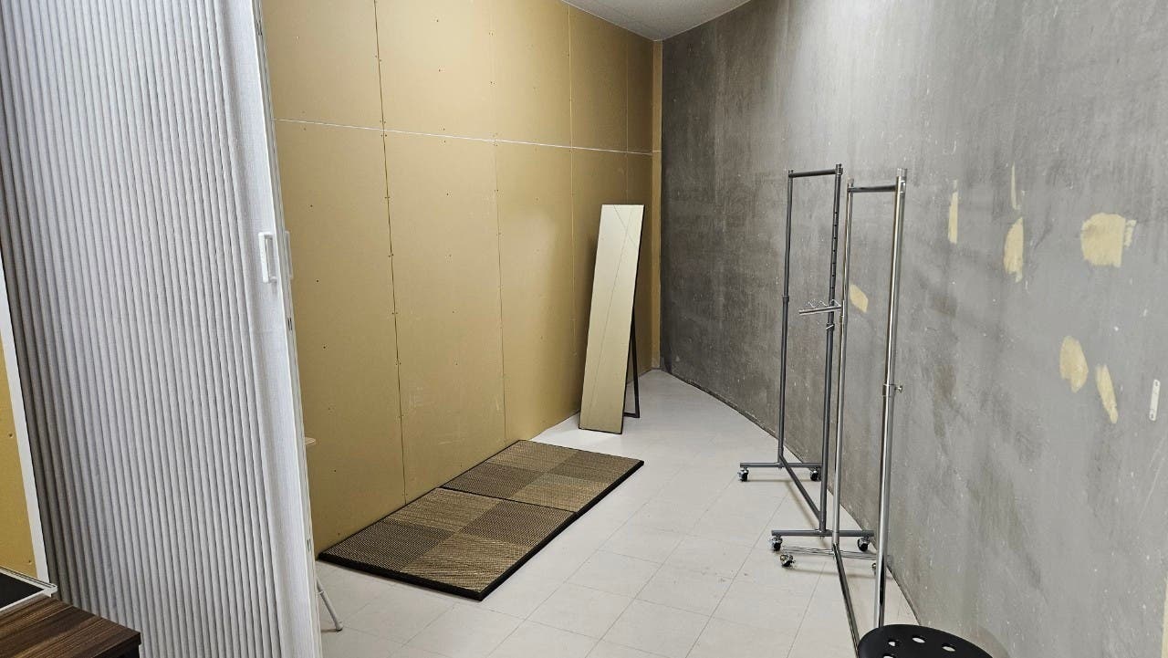 様々なシチュエーションが1フロアで撮れるマルチスタジオです！！の写真17