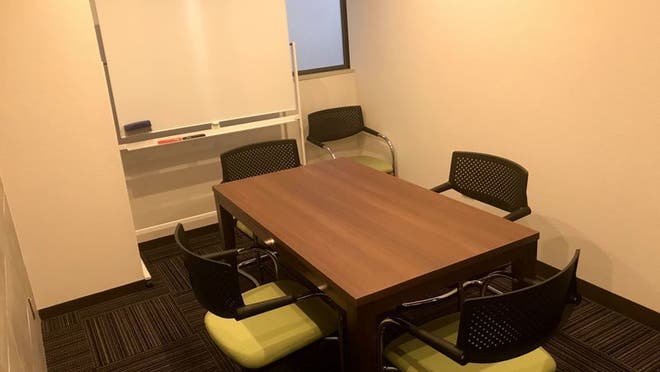 RAKUNA 上野MR2【上野駅徒歩1分】最適6名☆シンプルで高級感のあるゆったりとした広さ、会議や打合せの利用に最適!の写真4