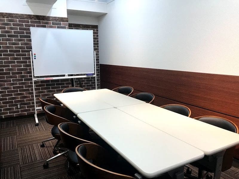 RAKUNA 上野MR１【上野駅徒歩1分】最適8名☆ゆったりとした広さのスペース、会議や打合せの利用に最適！の写真6