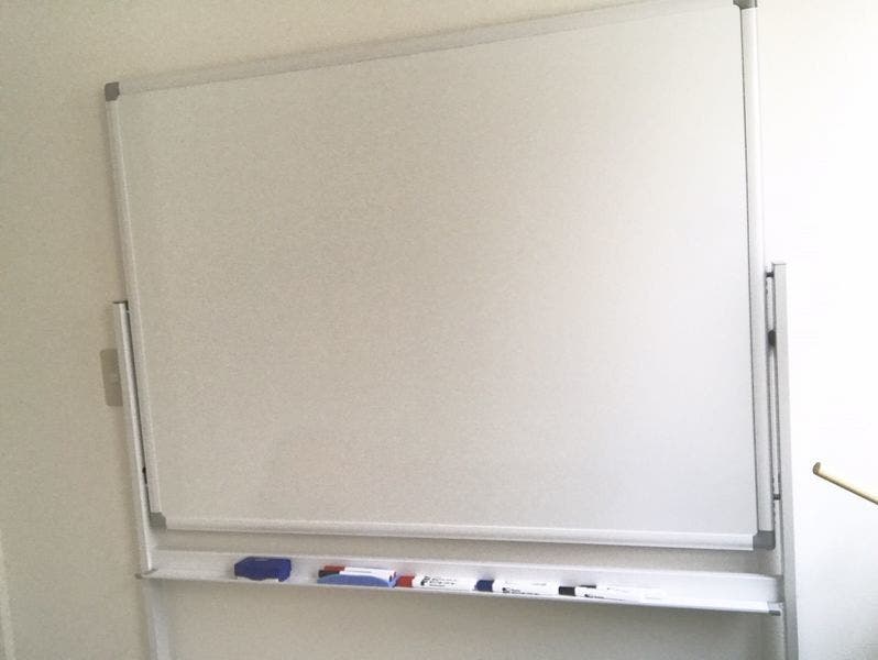 RAKUNA上野MR3　上野駅徒歩1分！少人数での打ち合わせ・レッスンに最適なレンタルスペースです♪の写真7