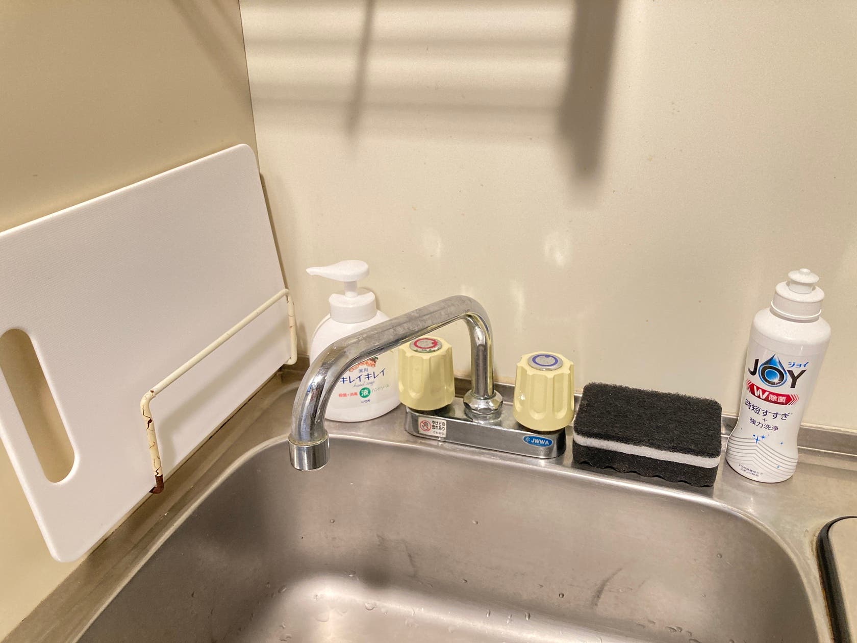 大阪梅田🎈防犯カメラ無し💛デートに人気🎈ゴロゴロくつろげる角部屋💛動画・映画鑑賞・ボドゲ・ごみ捨て〈ラグーン梅田〉の写真23