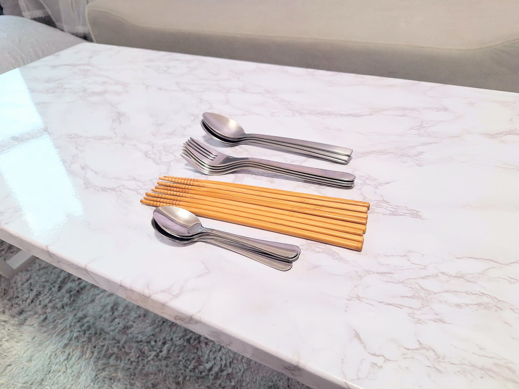 SNS映え部屋in梅田🍒防犯カメラ無し🍒デートに人気🍒ゴロゴロくつろげる🍒動画・映画鑑賞・ゲーム〈シリウス梅田〉の写真9