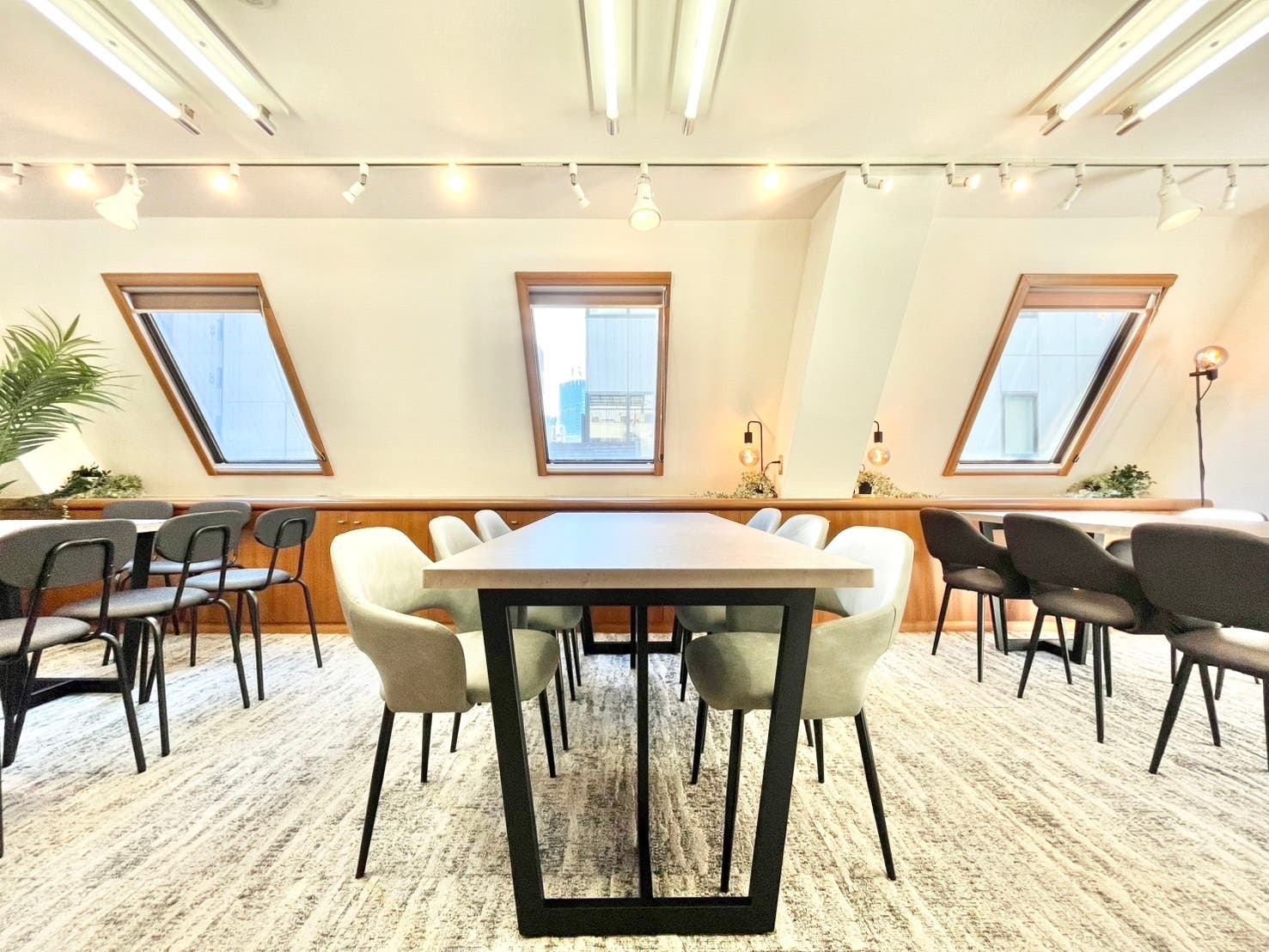 NEW!【JR神田駅3分】最大30名/光無料Wifi/会議・撮影・懇親会・推し会・女子会・ボドゲ等！飲食🍷可！の写真6