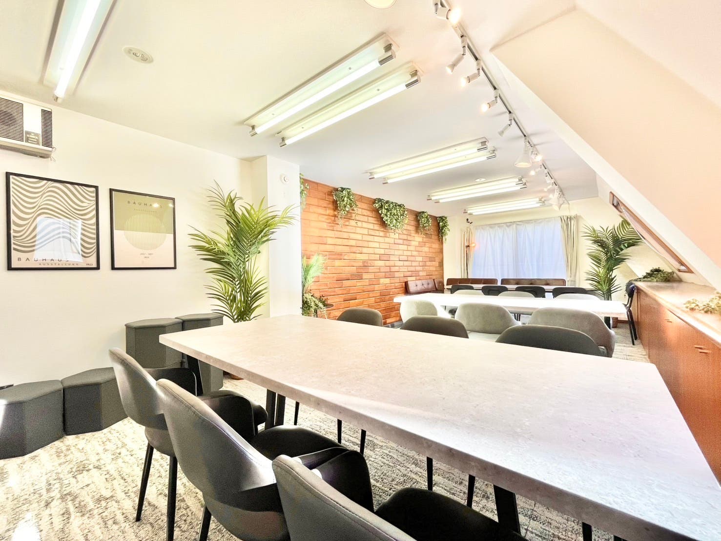 NEW!【JR神田駅3分】最大30名/光無料Wifi/会議・撮影・懇親会・推し会・女子会・ボドゲ等！飲食🍷可！の写真10