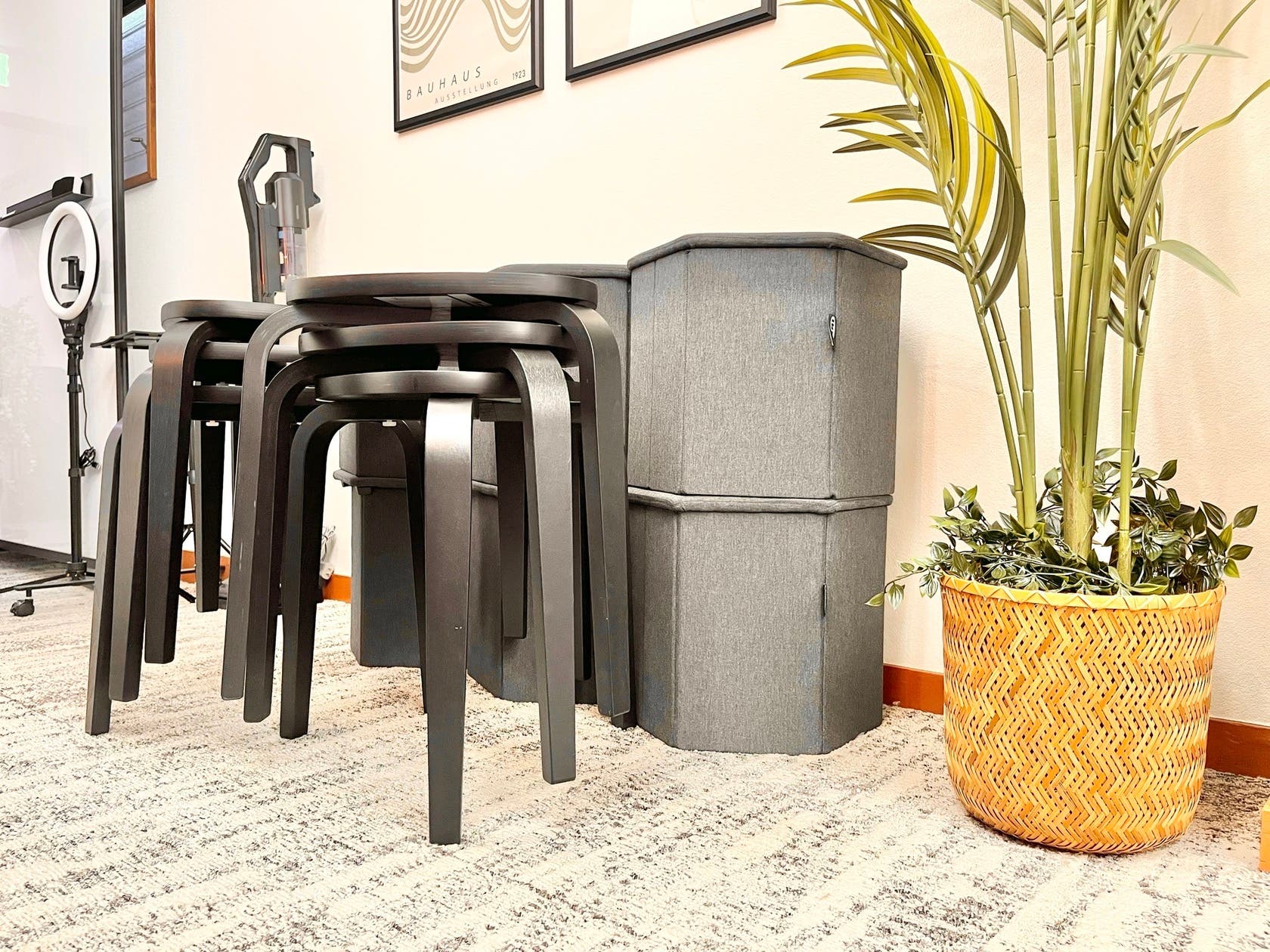 NEW!【JR神田駅3分】最大30名/光無料Wifi/会議・撮影・懇親会・推し会・女子会・ボドゲ等！飲食🍷可！の写真14