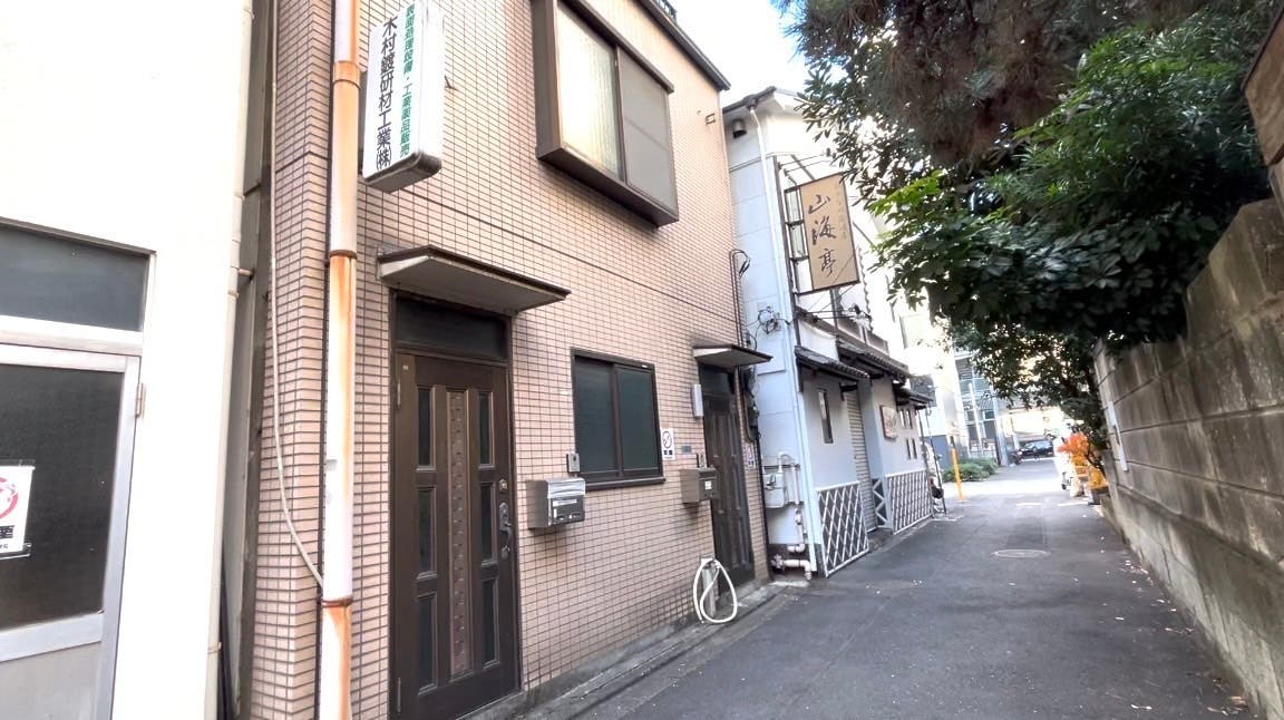 仲御徒町駅2分✨上野駅３出口3分✨御徒町駅北口３分✨１フロアー１ルーム１階🍀20名🍀会議・ボドゲ・施術ベッド２🍀1日プラン有✨の写真28