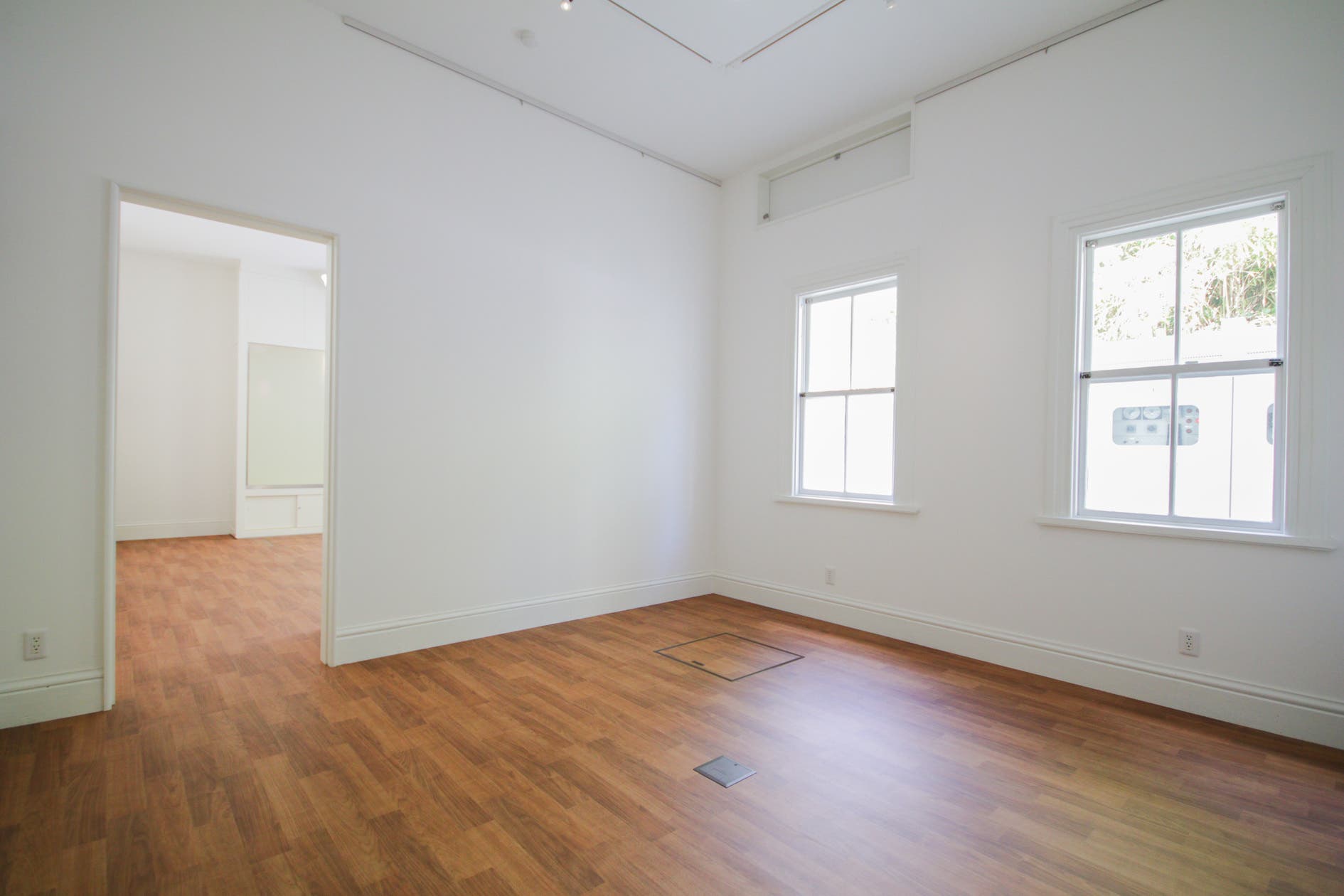 神戸 北野エリアにある異人館の歴史的建造物で特別な体験を～「神戸北野美術館」を貸切でフォトスペース・スタジオ利用！の写真12